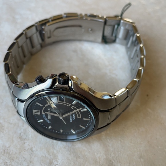 Seiko | Accessories | Seiko Kinetic Men Battery Wr0m Stainless Steel ...